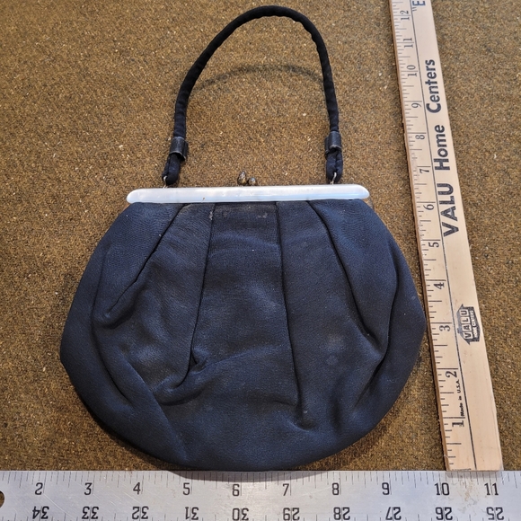 Bags | Vintage Black Womens Clamshell Clutch Purse Pearl And Gold ...